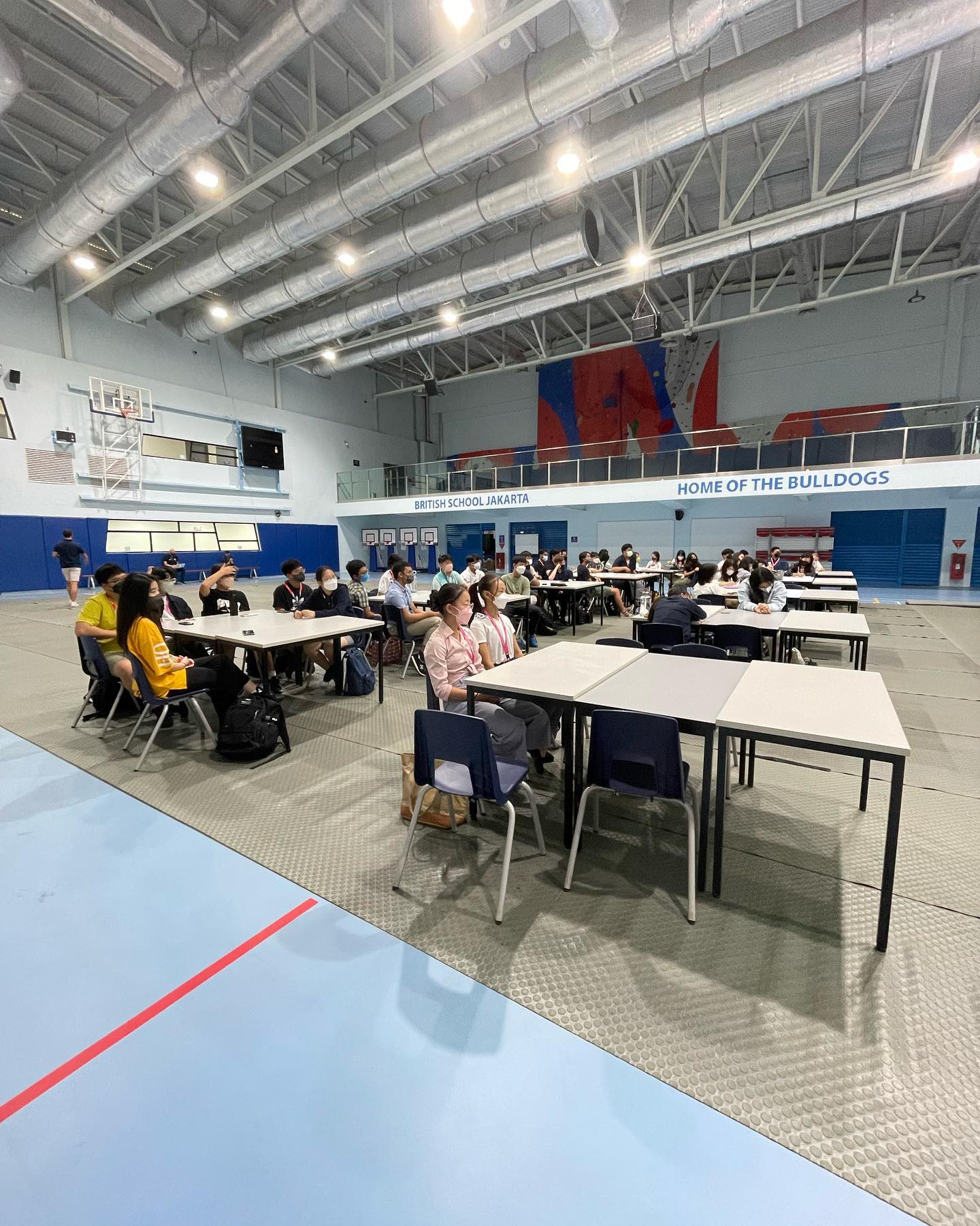 In-School Programs - Learn with leaders